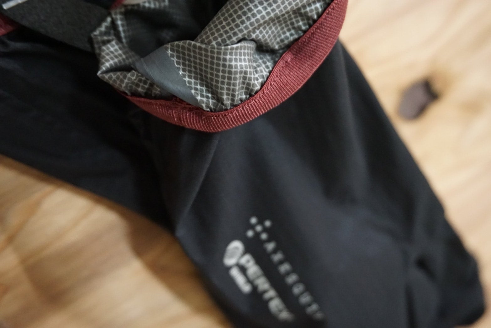W2P Light Shell Trigger Mitten